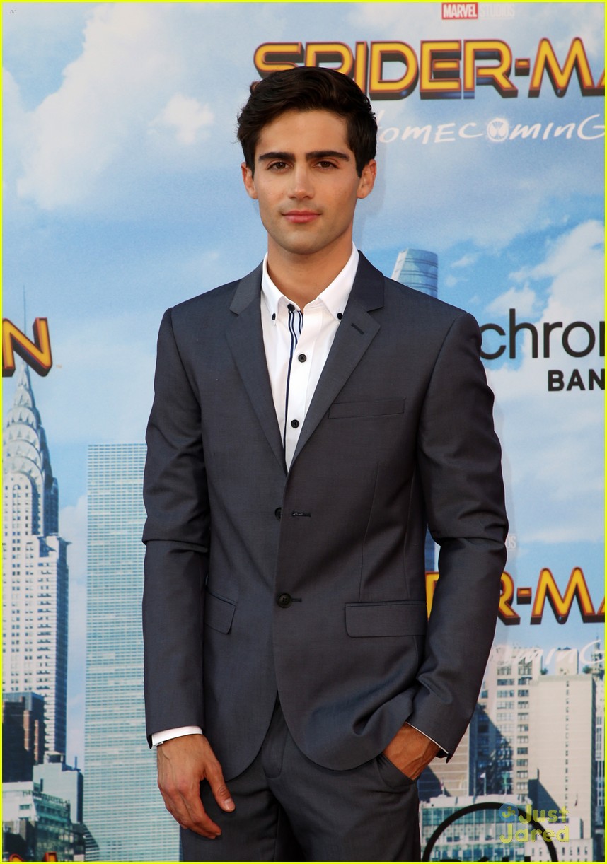 Veronica Dunne Supports Bestie Zendaya at 'Spider-Man: Homecoming ...