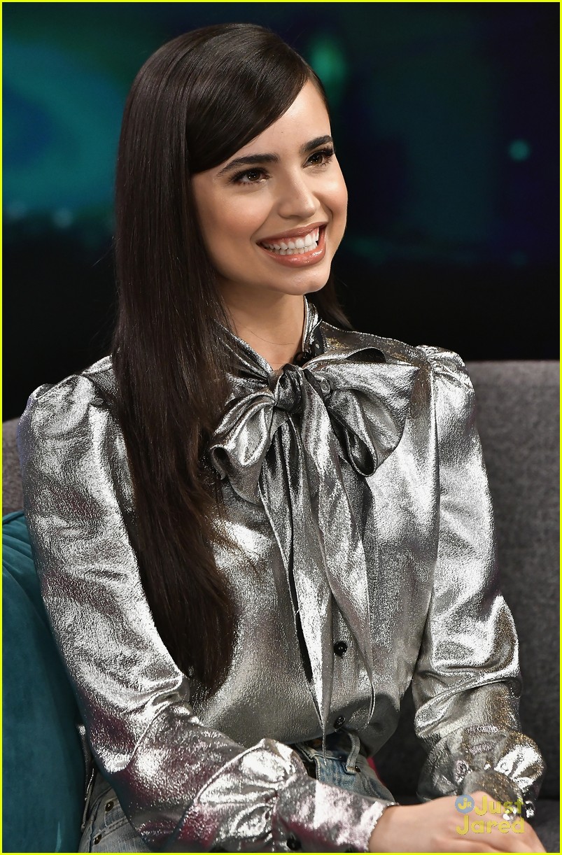 Sofia Carson Makes Young Fan's Dream Come True During Press Trip To Miami | Photo 1097432 ...