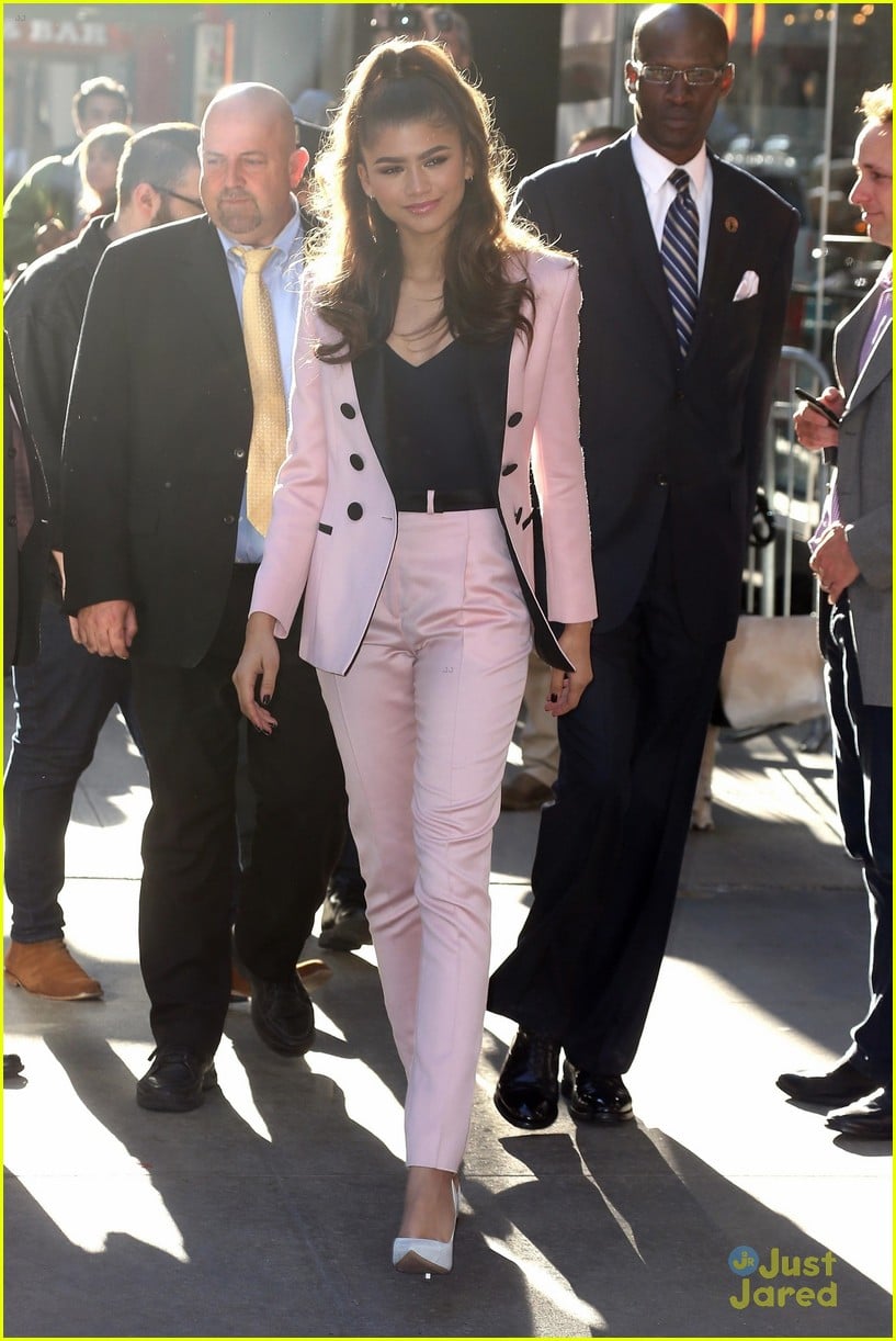 Zendaya Promotes 'Without a Net' Documentary on 'Good Morning America ...