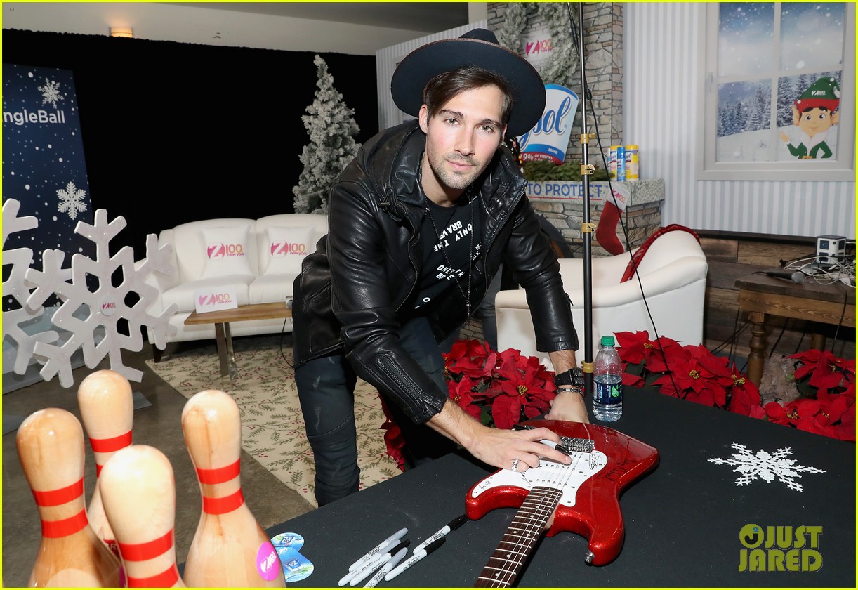 Sabrina Carpenter, Olivia Holt, Jake Paul, & More Stars Hang Out at Z100's Jingle Ball 2017 ...