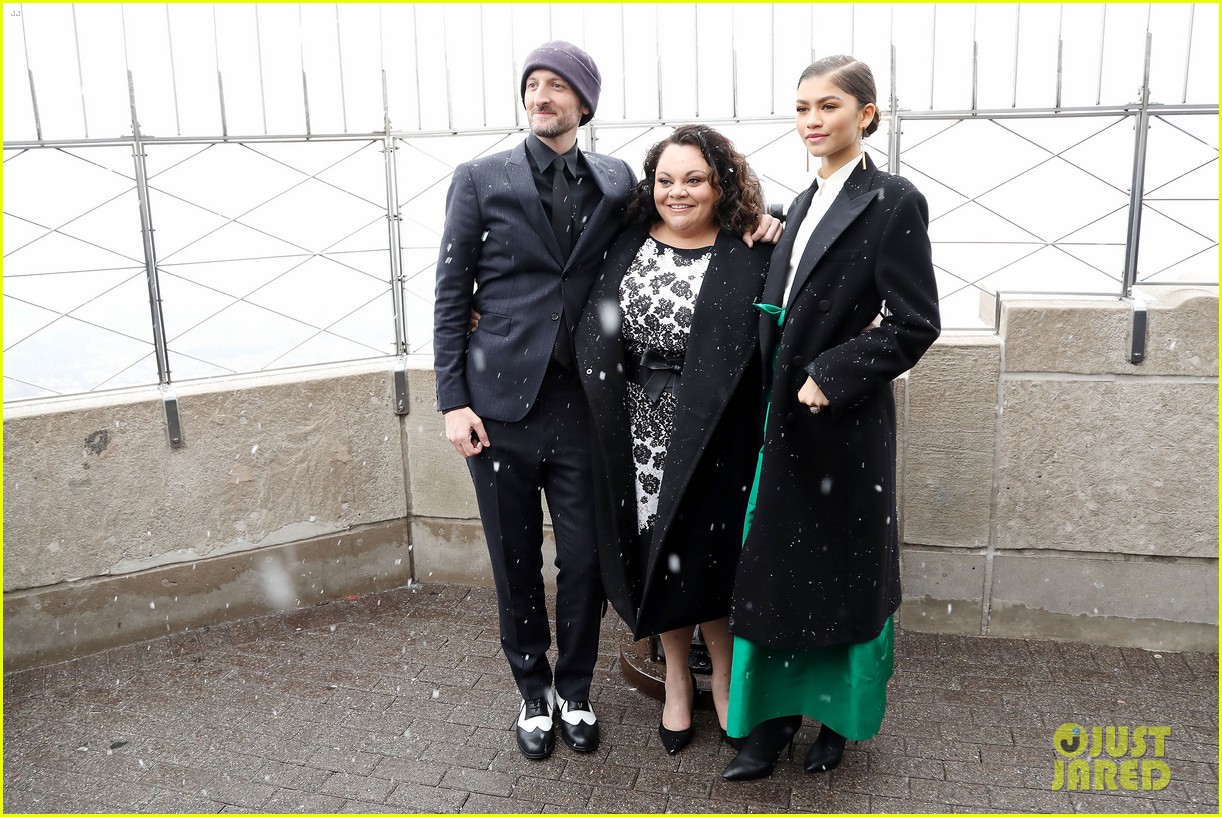 Zendaya Stays Stylish Even in the Snow! | Photo 1127833 - Photo Gallery ...