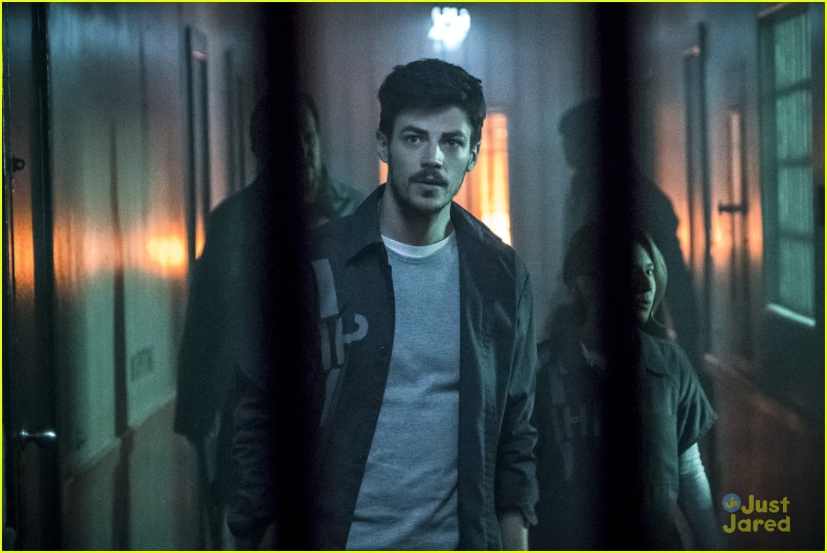 Barry Allen Tries To Break Out of Prison on Tonight's 'The Flash ...