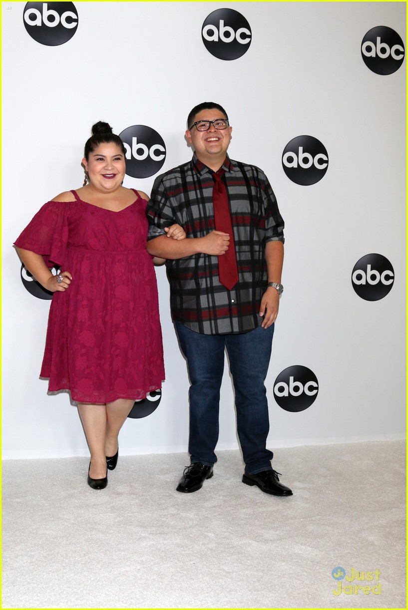 Rico Rodriguez Reps 'Modern Family' at ABC's TCA Party as The Show ...
