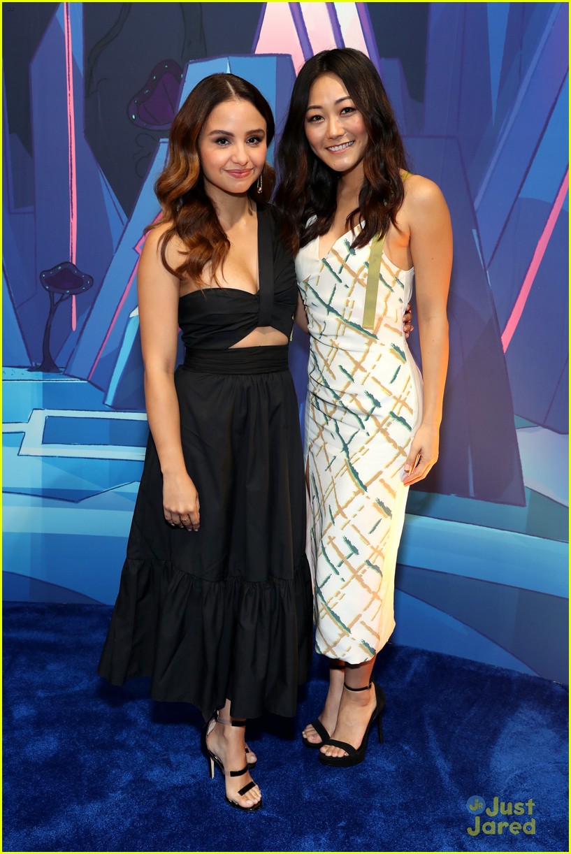 Aimee Carrero, Karen Fukuhara & Marcus Scribner Premiere First 'She-Ra ...