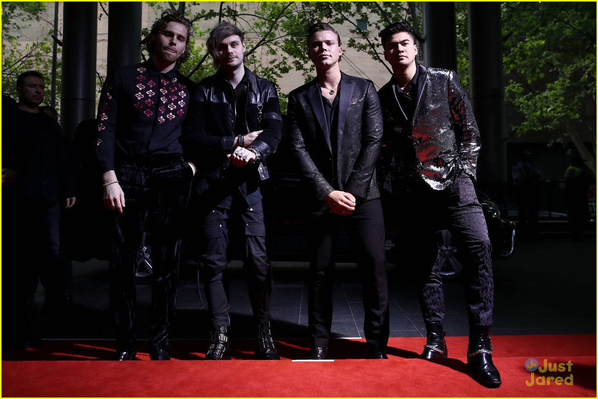 5 Seconds of Summer Pick Up Three Awards at ARIAs 2018 | Photo 1201610 ...