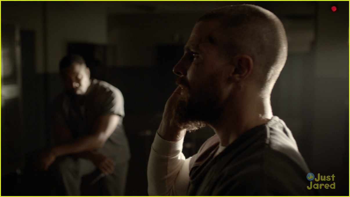 Diaz Breaks Into Slabside Prison On 'Arrow' Tonight | Photo 1201410 ...