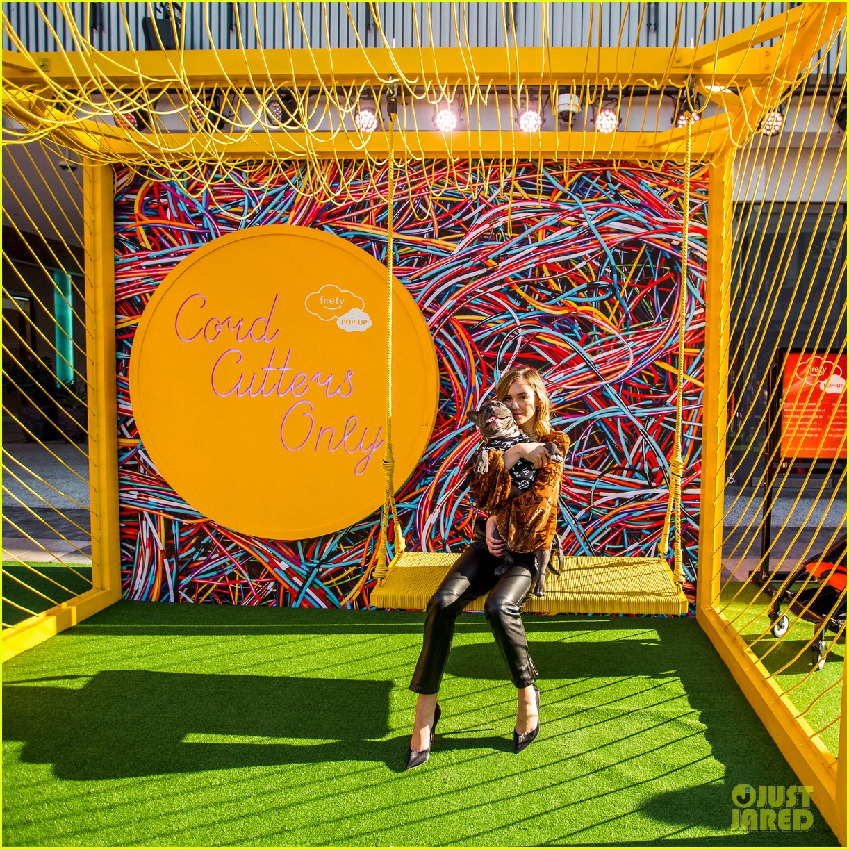 Delilah Belle Brings French Bulldog to Amazon Fire TV Pop-Up | Photo ...