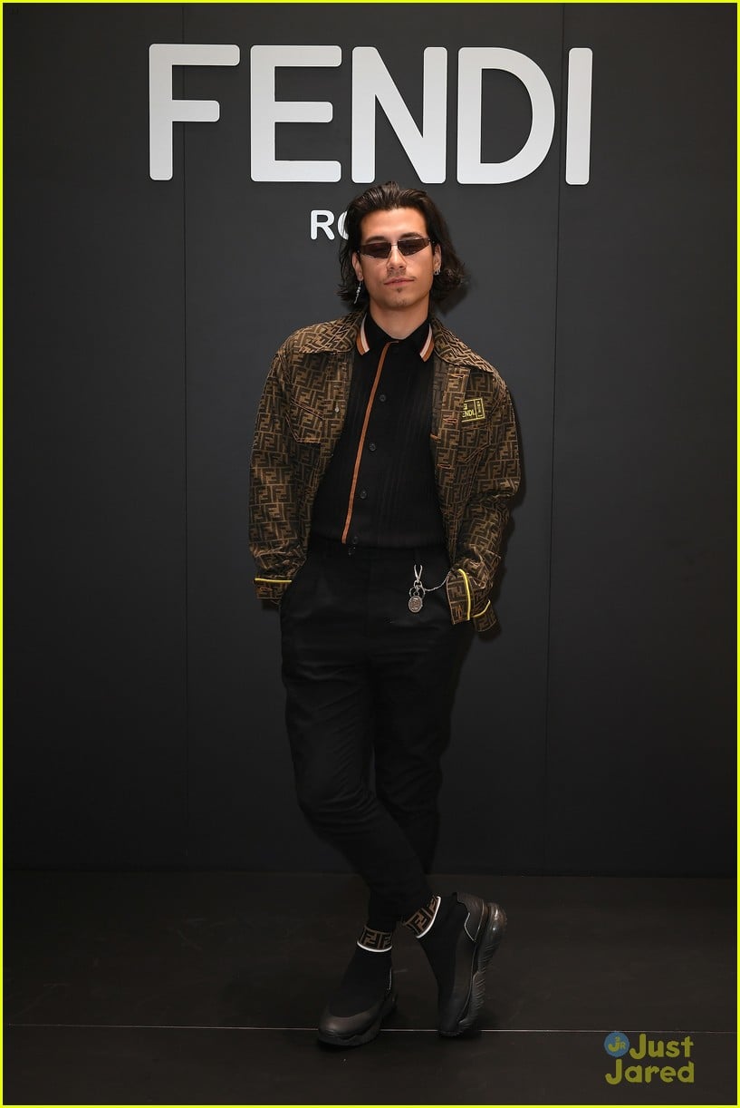 Kiernan Shipka Joins Rob Raco & Noah Schnapp at Fendi Show in Milan ...