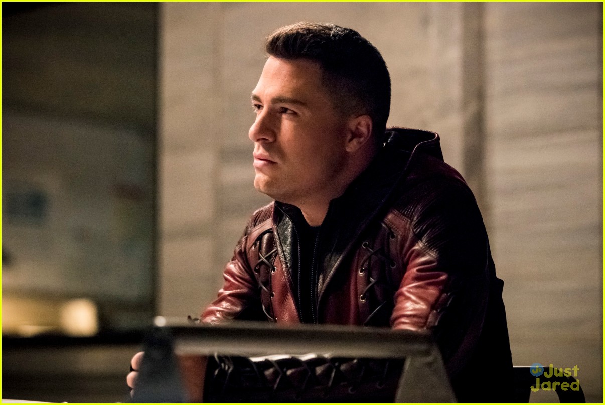 Arsenal Returns To Help Team Arrow on 'Arrow' Tonight | Photo 1231454 ...