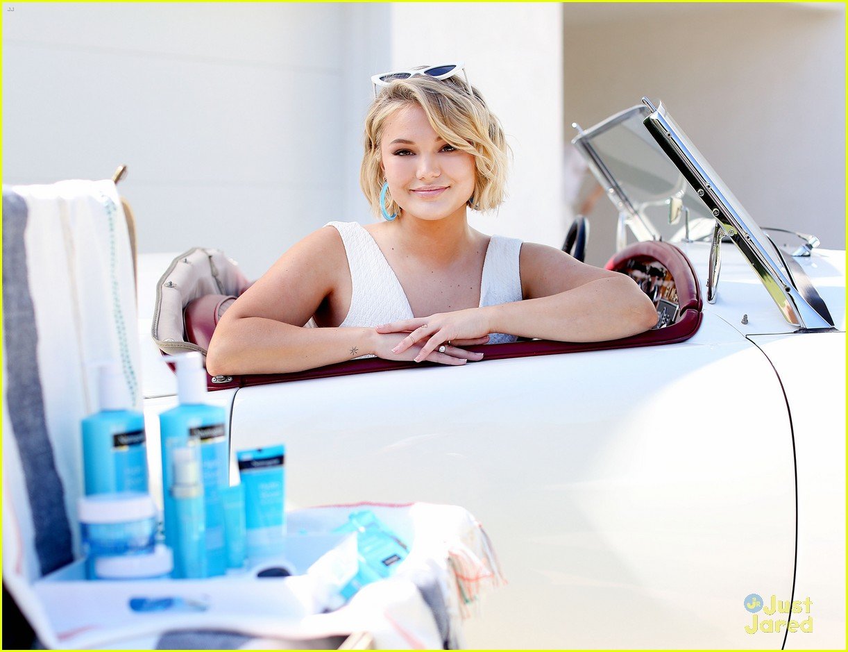 Olivia Holt Rocks Cute Summer Fashion At Neutrogena's Hydro Boost Haus ...