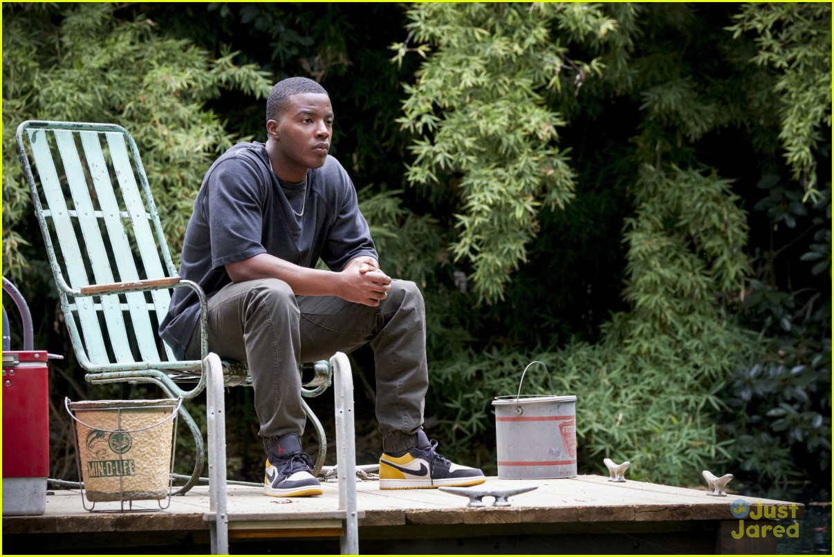 Olivia & Jordan Go To Family Therapy on 'All American' Tonight | Photo ...