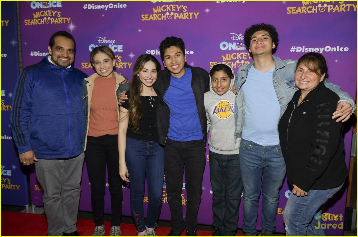 Coco's Anthony Gonzalez Poses With His Character Miguel at Disney On ...