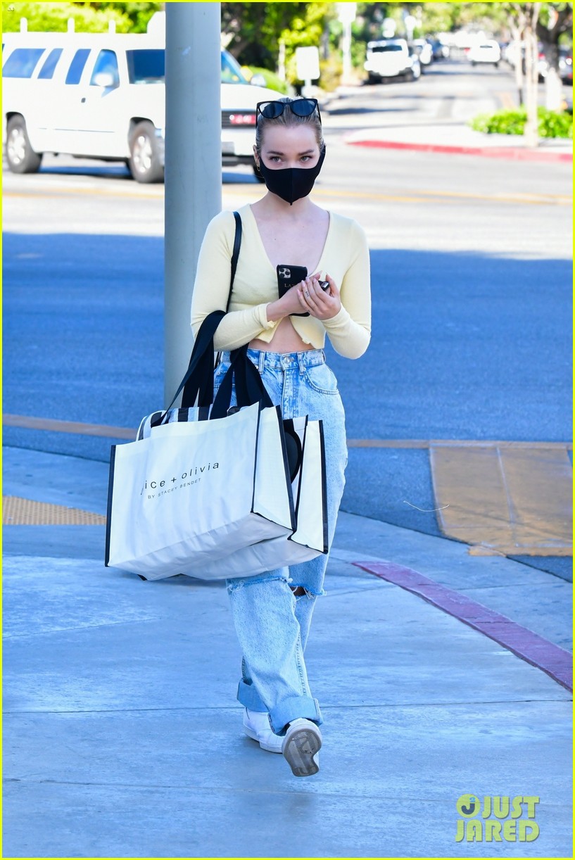Dove Cameron Kicks Off Her Weekend With Shopping Trip | Photo 1313824 ...