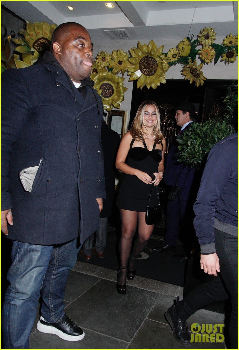 Addison Rae Launches New Pandora ME Jewelry In London | Photo 1327989 ...