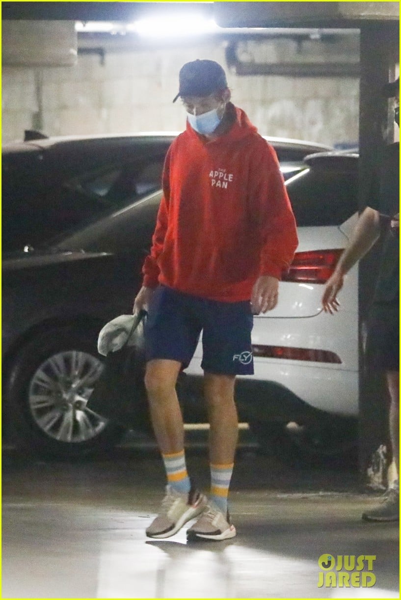 Harry Styles Gets in a Workout During a Break From His Tour (Photos ...