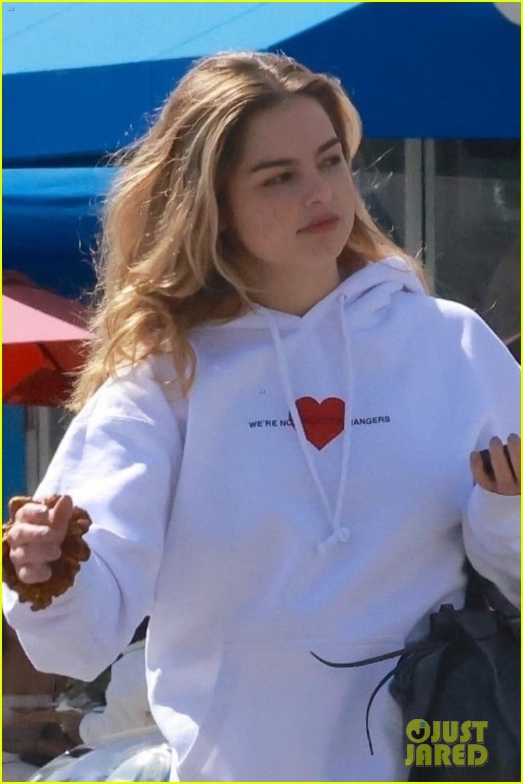 Addison Rae Gives Boyfriend Omer Fedi a Hug During a Day Out in L.A ...