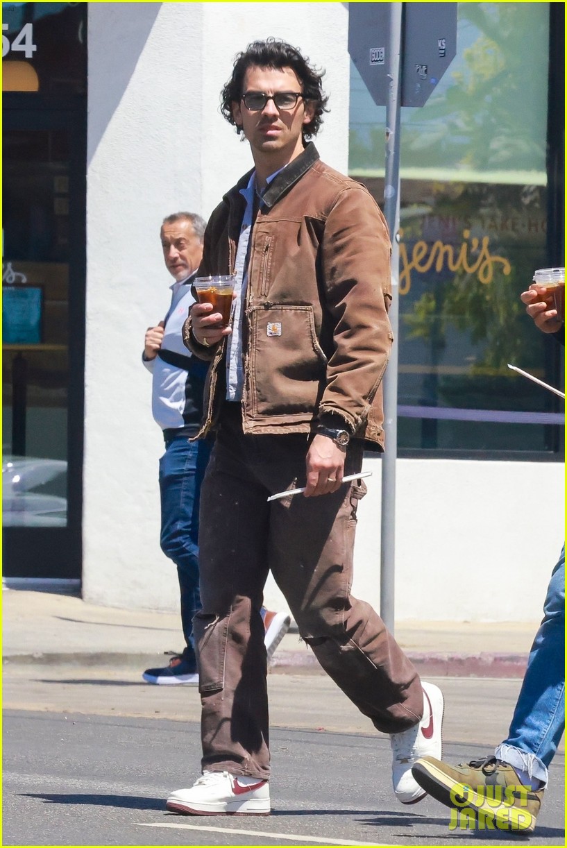 Joe Jonas Hangs Out With Longtime Friend Greg Garbowsky After Peloton ...