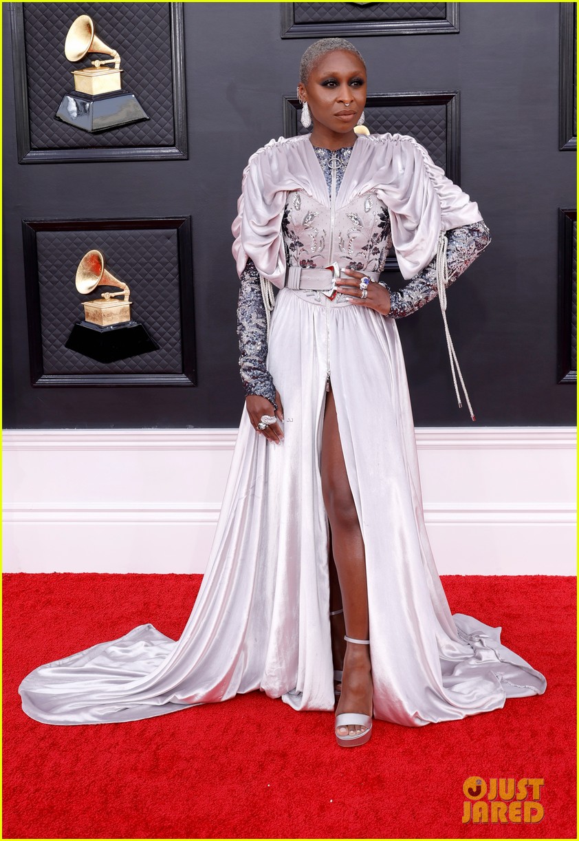 Rachel Zegler Looks Like a Princess at Grammys 2022 with Boyfriend Josh ...