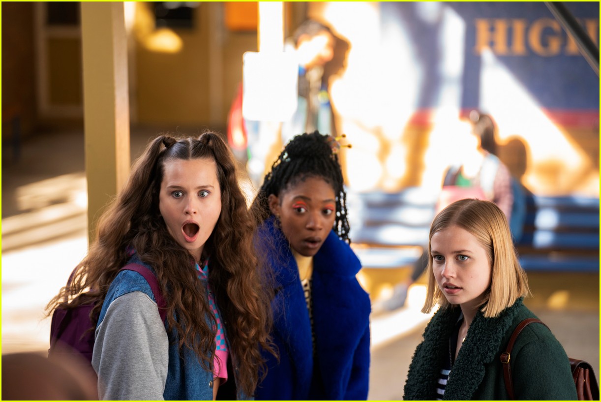 Gaten Matarazzo & Angourie Rice Almost Kiss In 'Honor Society' Trailer ...