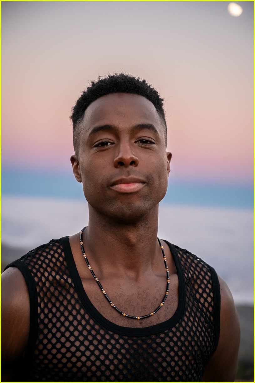 'Songland' Winner David Davis Unveils New Song & Video 'Get My Baby ...