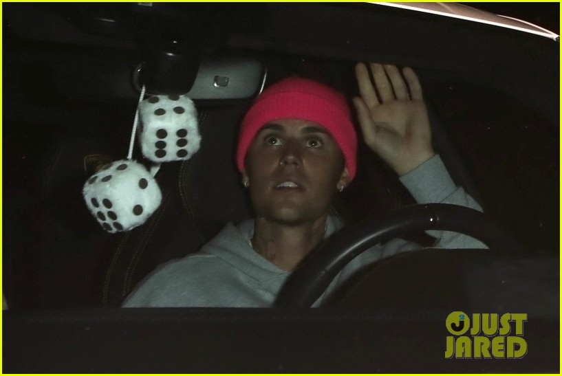 Justin Bieber Bonds with Shawn Mendes at Church After Both Cancelling ...