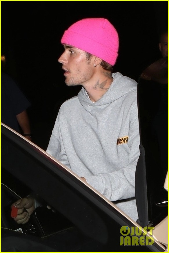 Justin Bieber Bonds with Shawn Mendes at Church After Both Cancelling ...