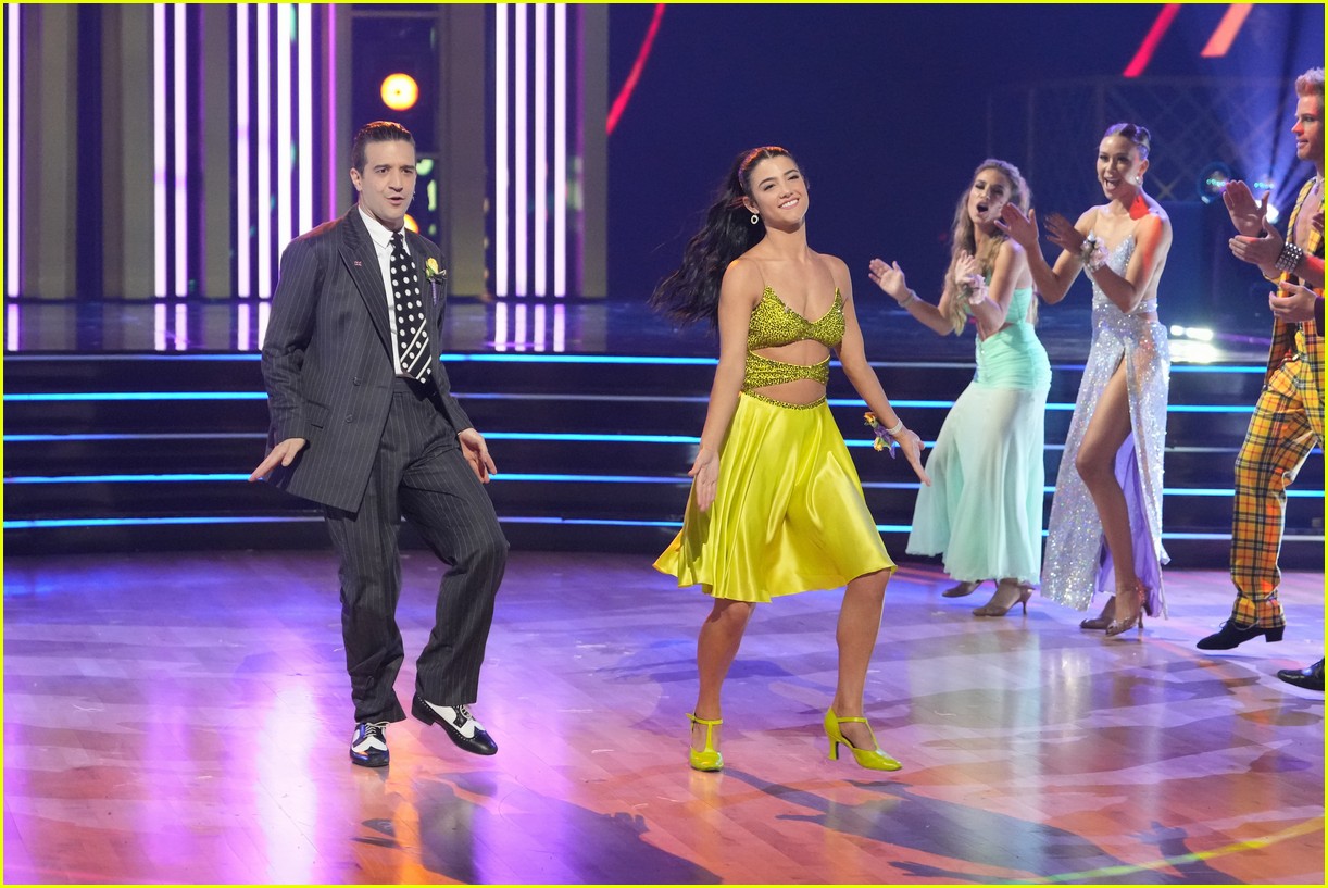 Charli D'Amelio Talks Joining 'Dancing With The Stars' & Making New ...