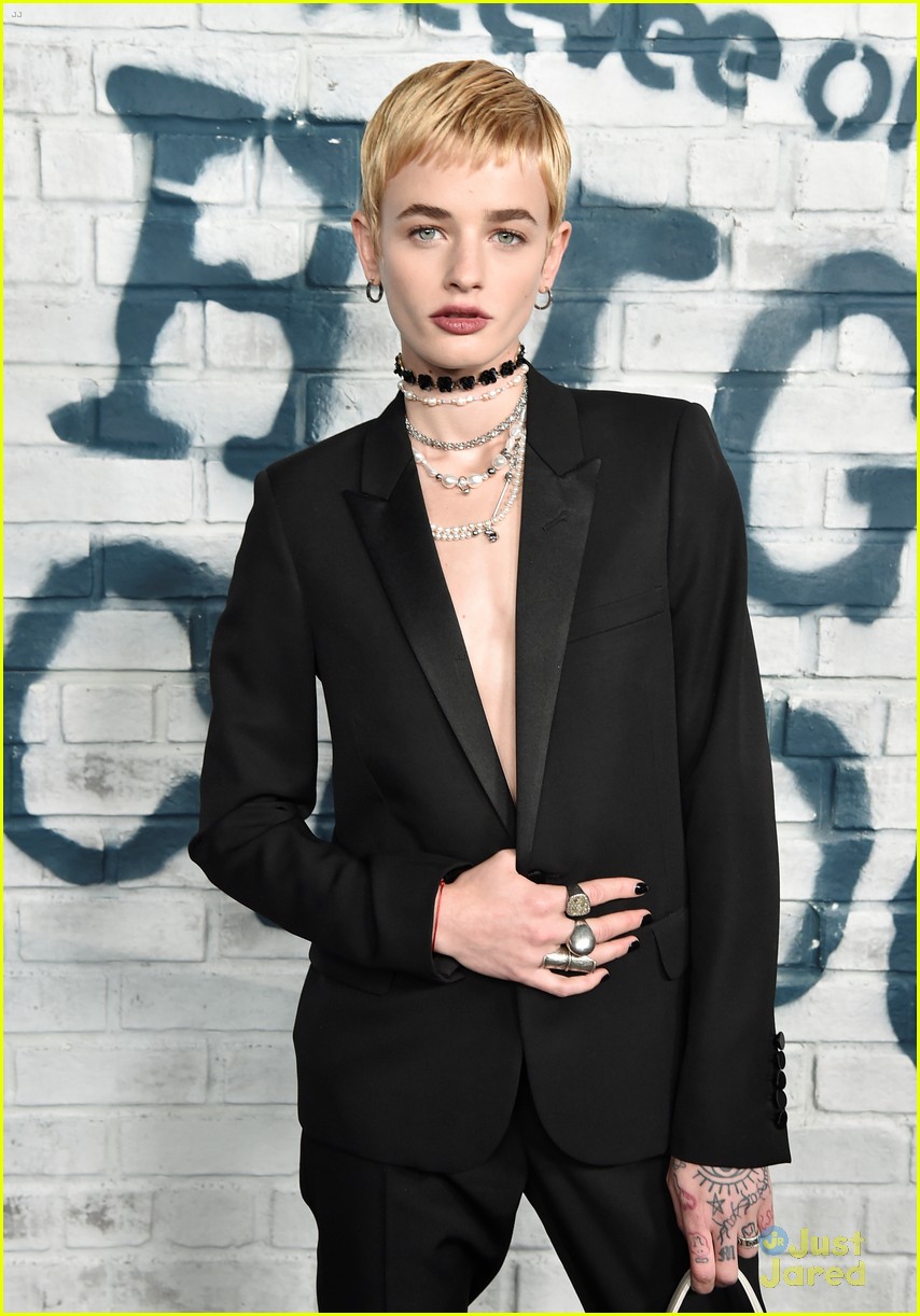 Railey & Seazynn Gilliland Join Tegan & Sara at 'High School' Premiere ...