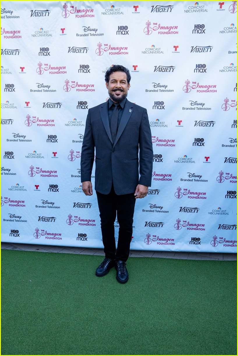 Michael Cimino & 'Love, Victor' Win at Imagen Awards 2022 | Photo ...