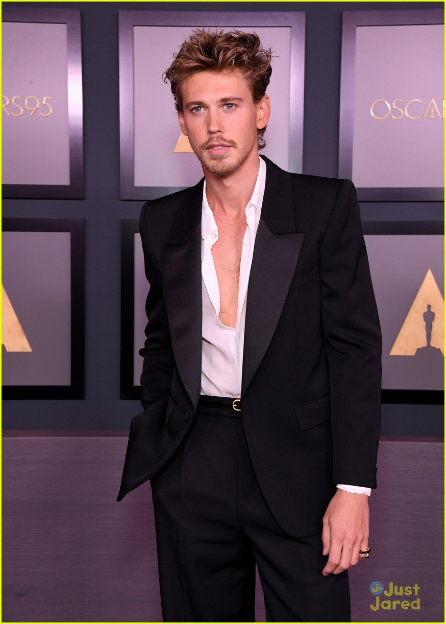 Austin Butler Says Being In 'Dune: Part Two' Is 'Really Surreal ...