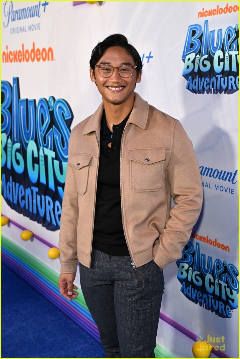 Steve Burns, Josh Dela Cruz & Donovan Patton Attend 'Blue's Big City ...