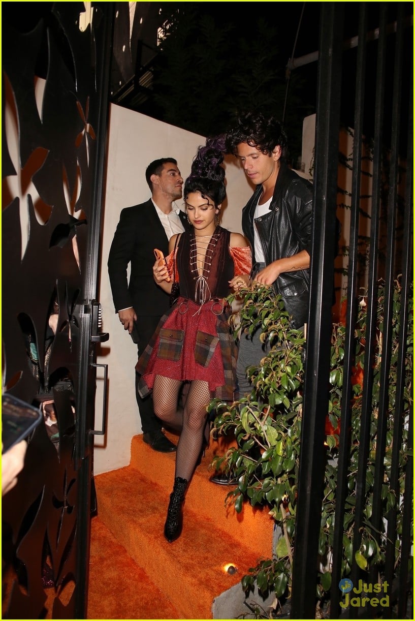 Camila Mendes Seemingly Confirms New Beau On Instagram | Photo 1361451 ...