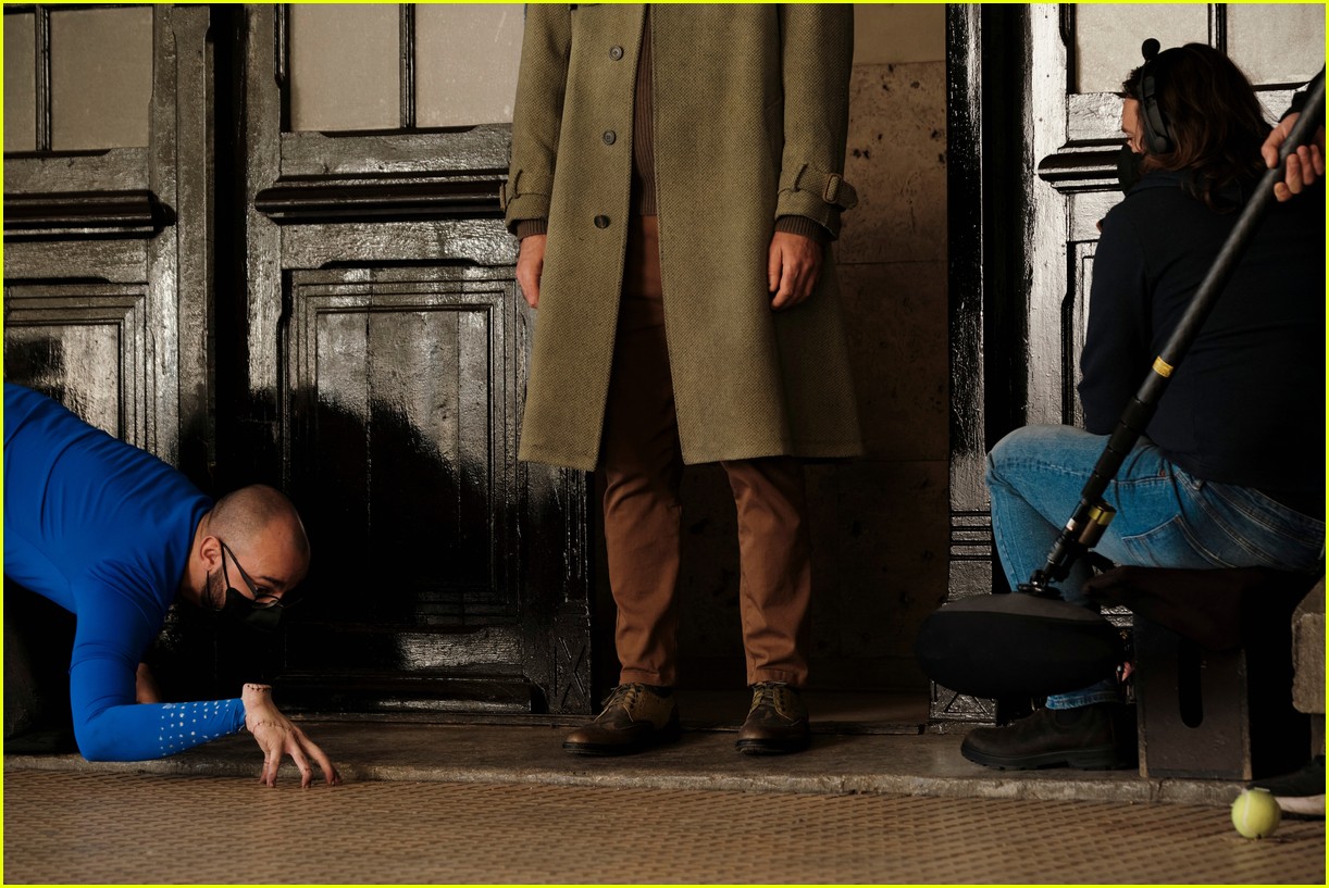 The Hand 'Thing' On 'Wednesday' Is Played By a Real Person, Romanian ...