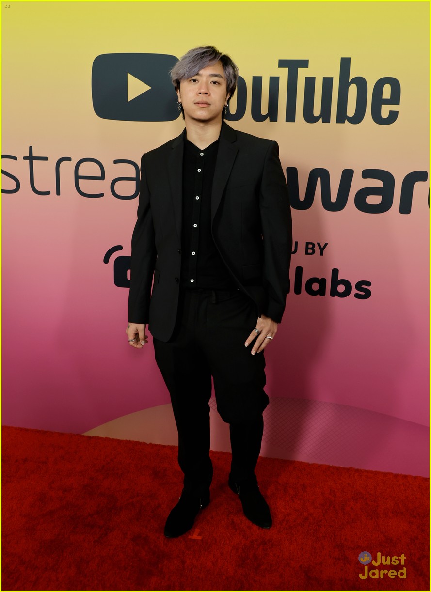 Charli D'Amelio Among Winners at YouTube Streamy Awards 2022 | Photo ...