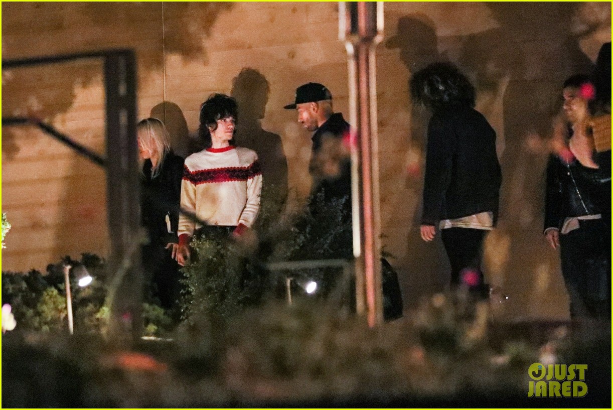 Miley Cyrus & Boyfriend Maxx Morando Met Up with Friends for Dinner ...