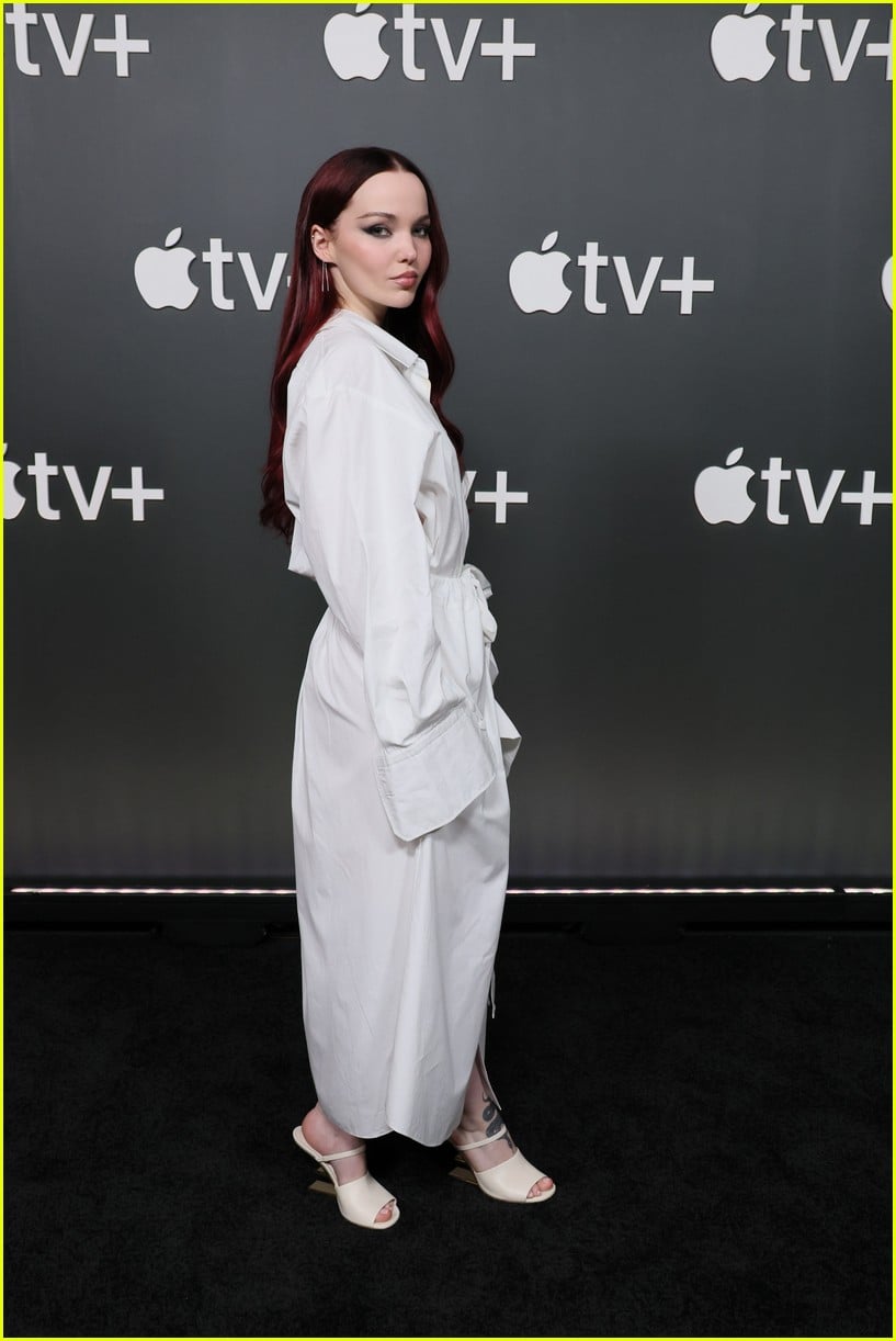 Dove Cameron Shows Off Red Hair at 'Schmigadoon!' TCA Panel | Photo ...