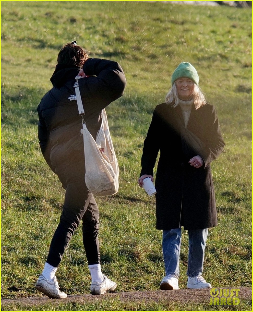 Harry Styles Catches Up with High School Pal Ellis Calcutt in London ...