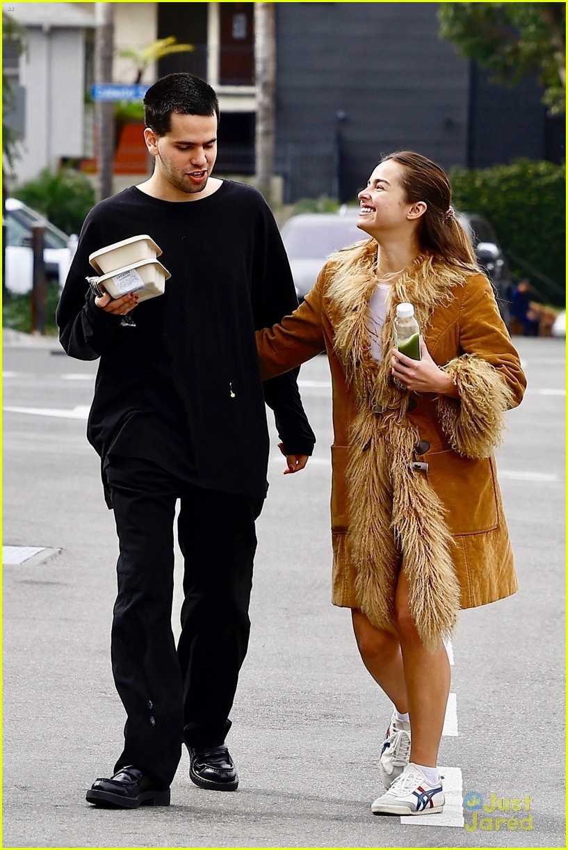 Addison Rae Shares a Laugh With Boyfriend Omer Fedi On Weekend Food Run ...