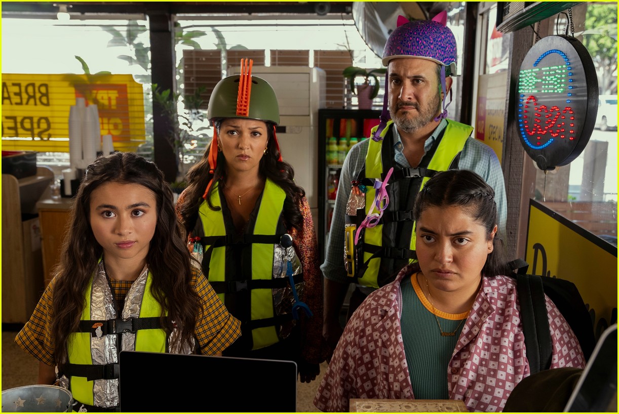 Netflix Drops 'Freeridge' Trailer as 'On My Block' Spinoff Debuts on ...
