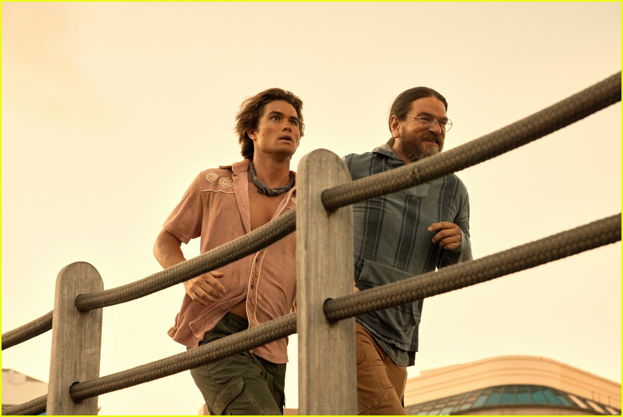 'Outer Banks' Will Return for Fourth Season at Netflix, Show is Renewed Before Season 3 ...