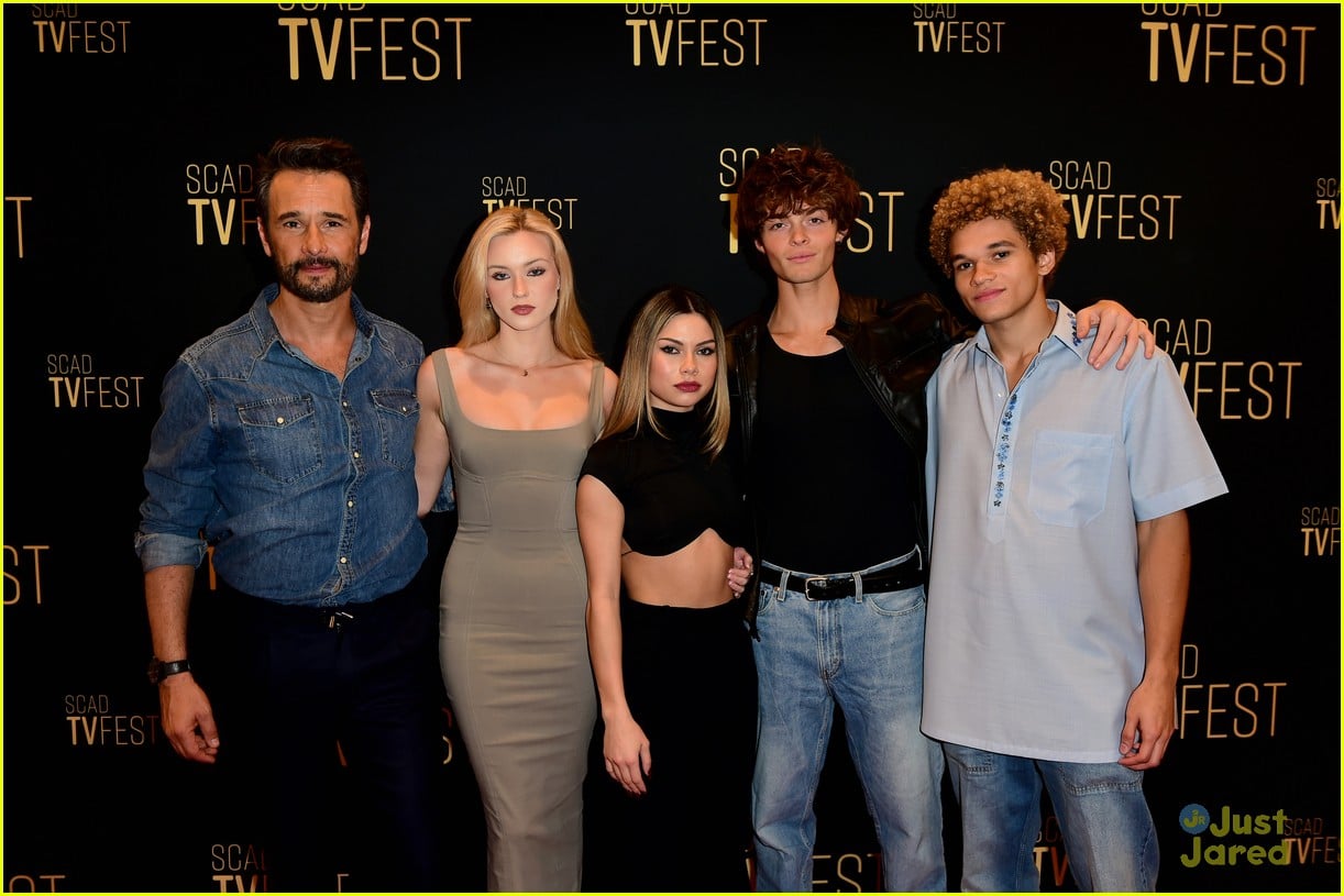 'Wolf Pack' Cast Take Part in Q&A at SCAD TVfest, Sarah Michelle Gellar ...