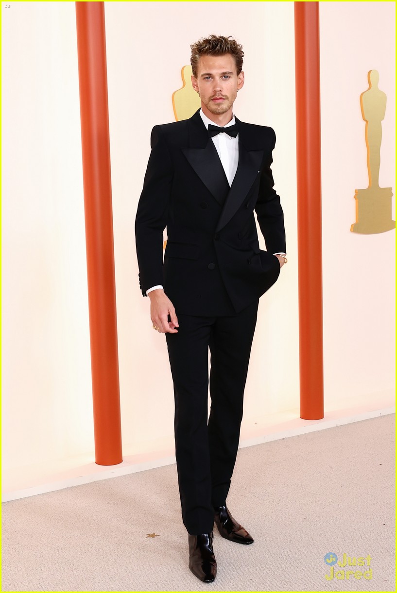 Austin Butler Looks Handsome at First Oscars Ceremony | Photo 1371402 ...