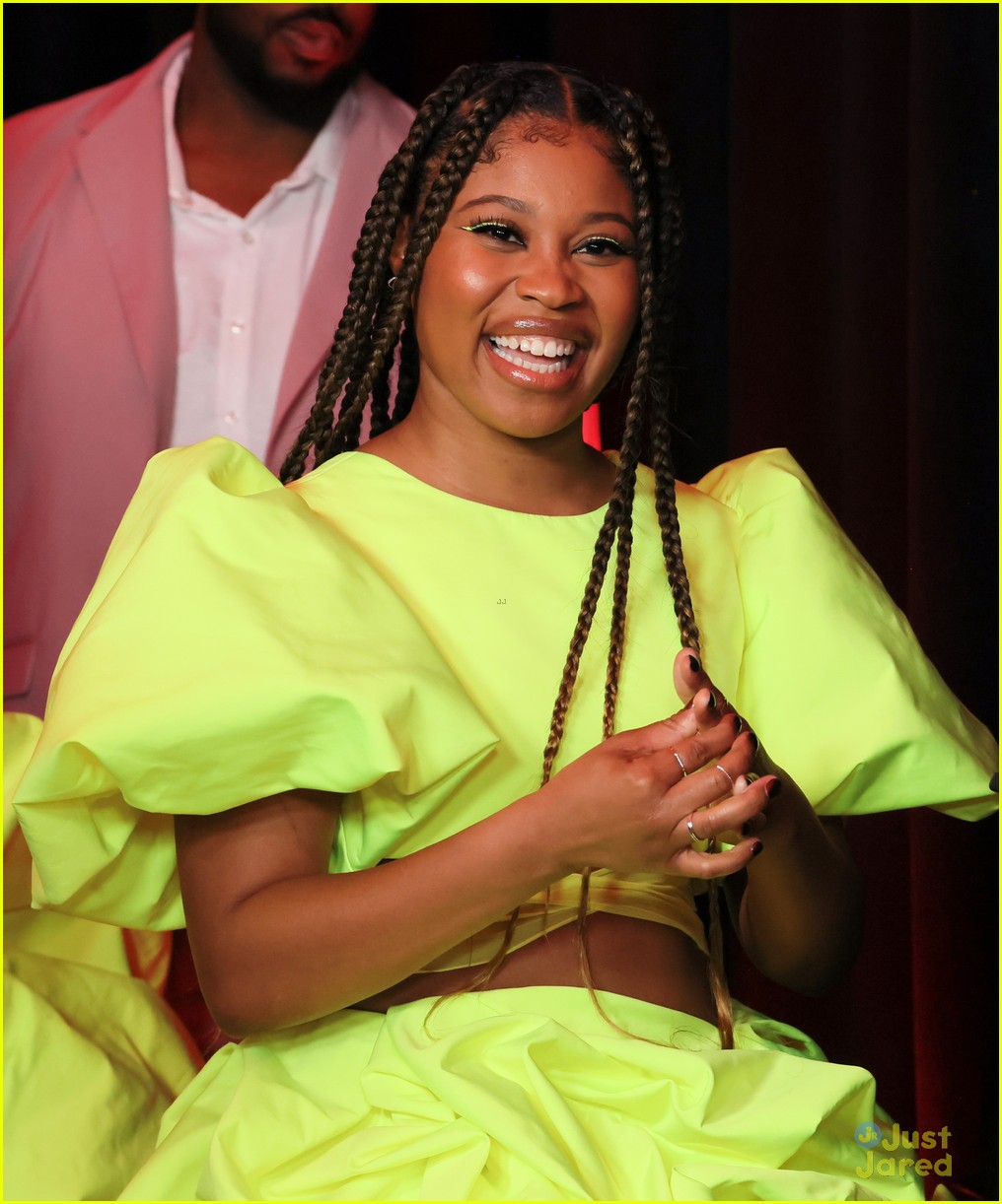 Chloe Bailey Premieres New Series 'Swarm' with Dominique Fishback ...