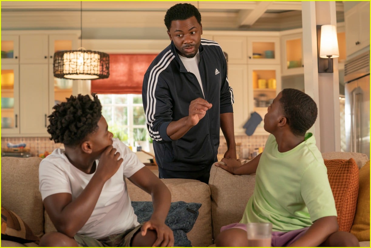 Jalyn Hall & Amir O'Neil Star as Brothers in New 'The Crossover ...