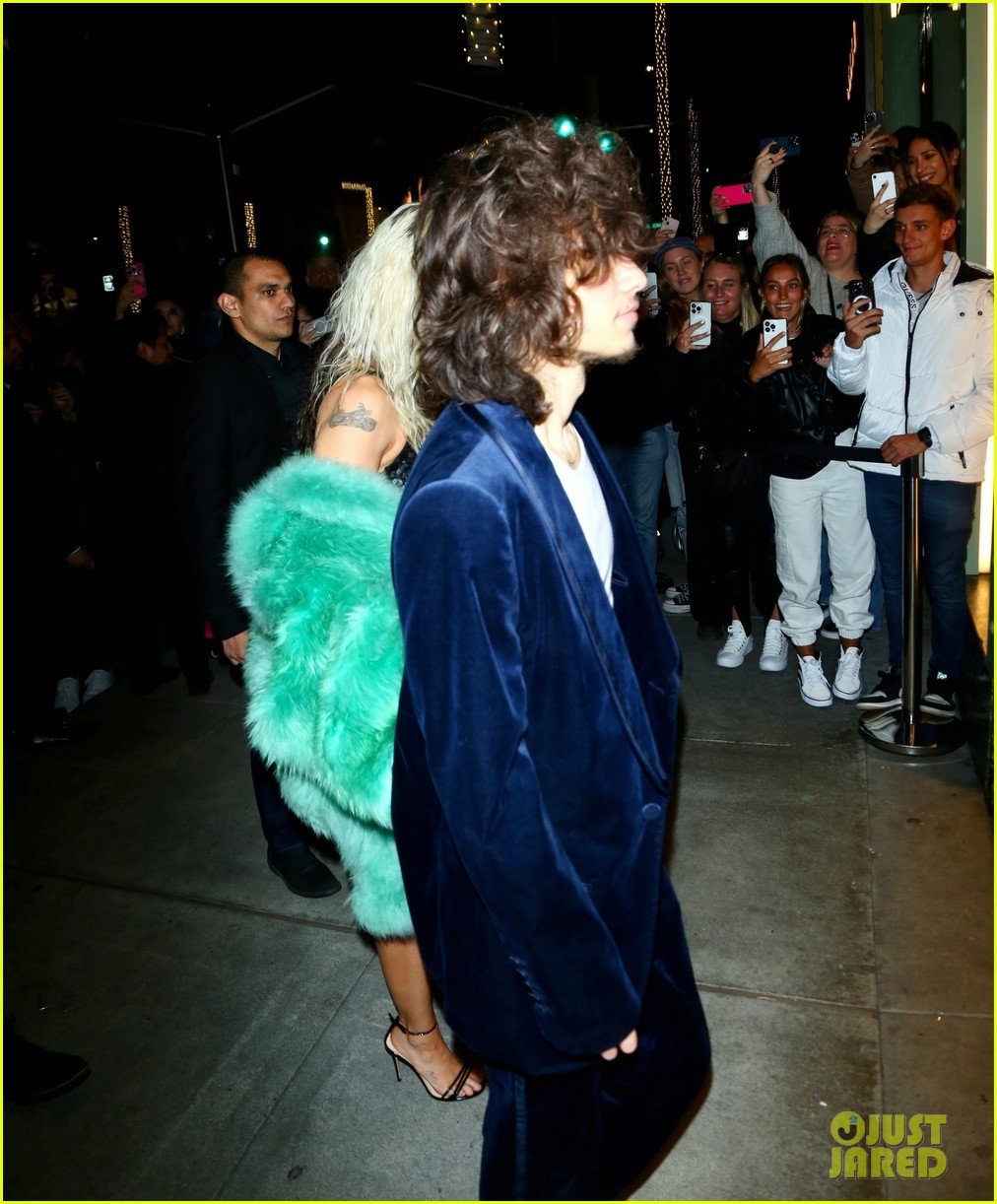 Miley Cyrus Still Going Strong with Boyfriend Maxx Morando, Celebrates ...