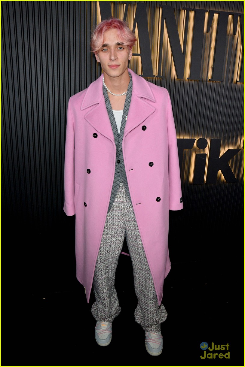 Josh Richards, Boman Martinez-Reid & Reece Feldman Step Out for Vanity ...