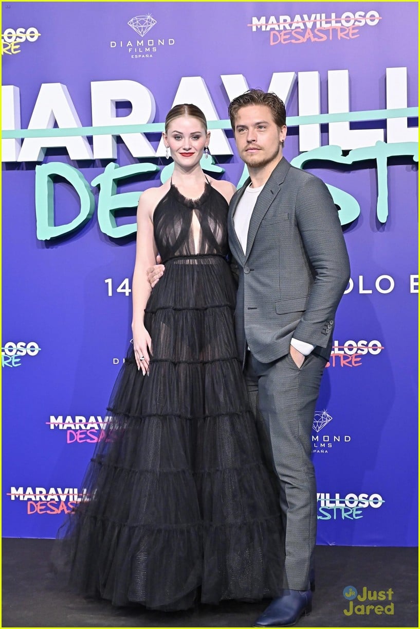 Virginia Gardner & Dylan Sprouse Premiere 'Beautiful Disaster' In Madrid | Photo 1373309 - Photo ...