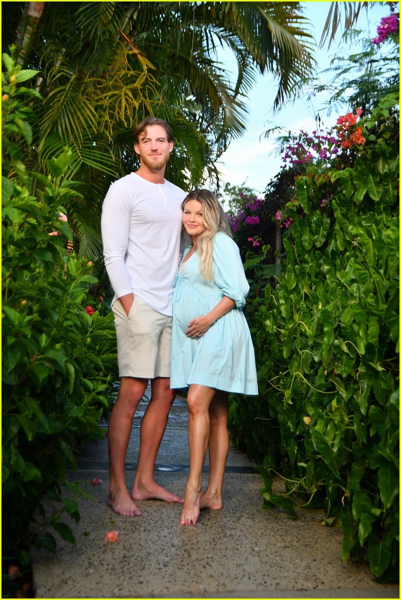'DWTS' Pro Witney Carson Celebrates Babymoon with Hubby Carson ...