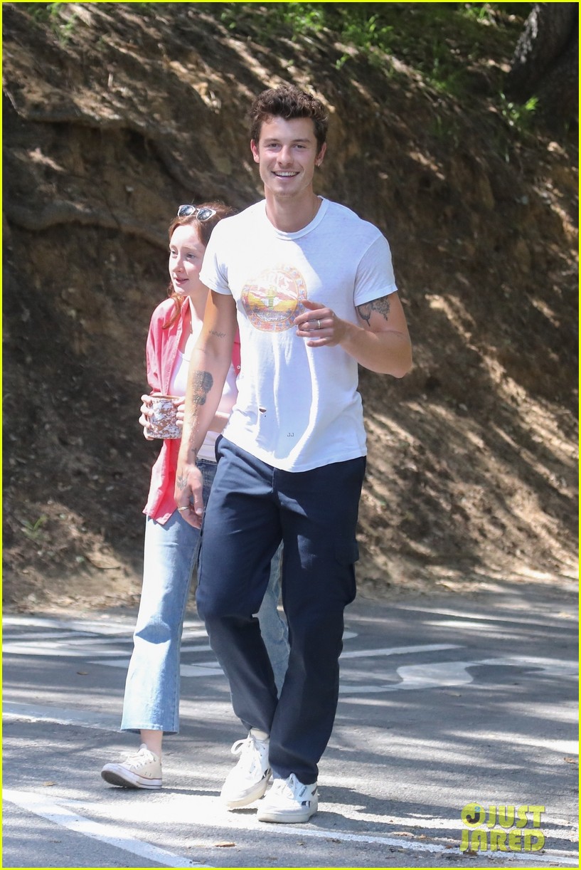 Shawn Mendes Goes on a Hike With Label Exec Clio Massey in Los Angeles ...