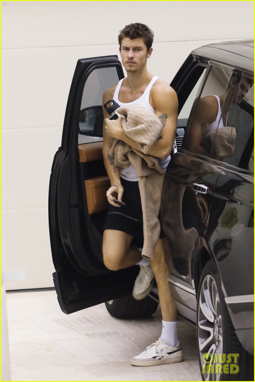 Shawn Mendes Heads Back To The Gym After His Weekend Reunion with Ex ...